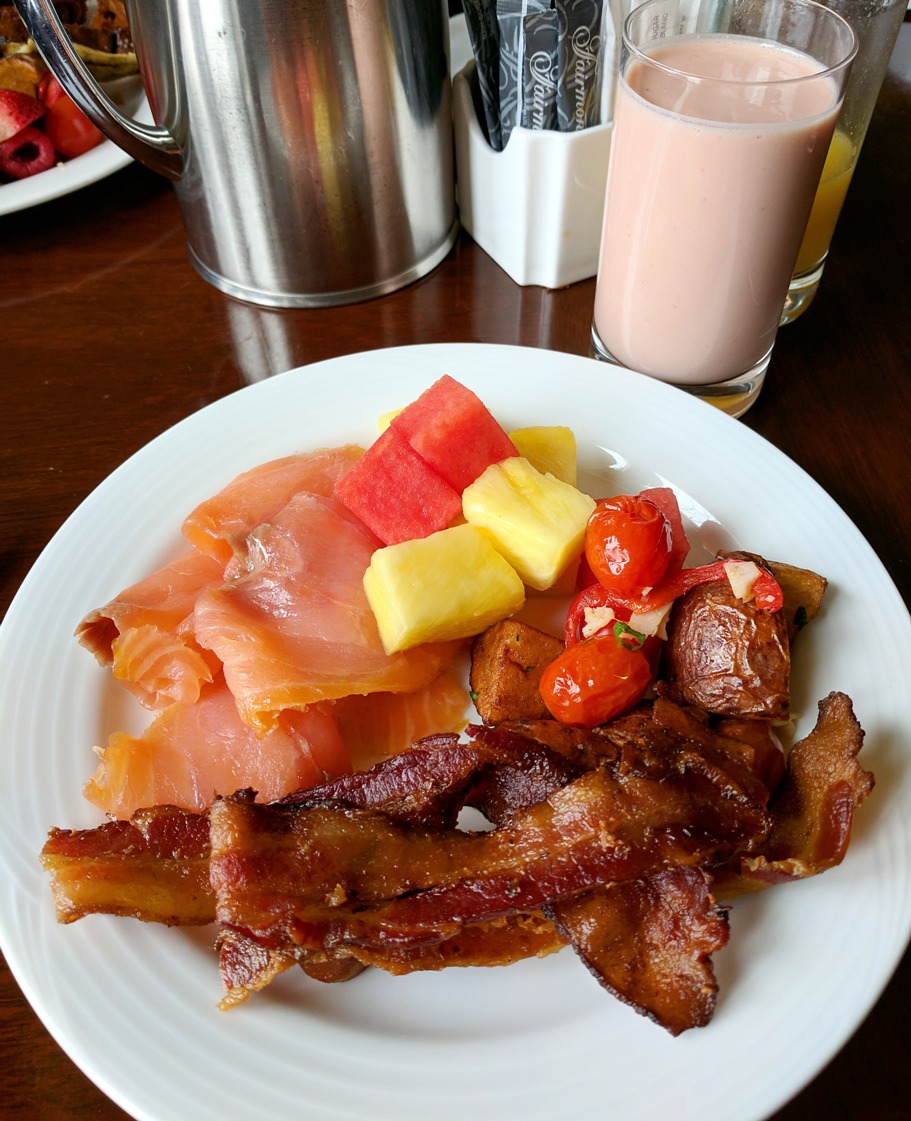 Edmonton Restaurant Review: The Harvest Room (Full Breakfast Buffet ...
